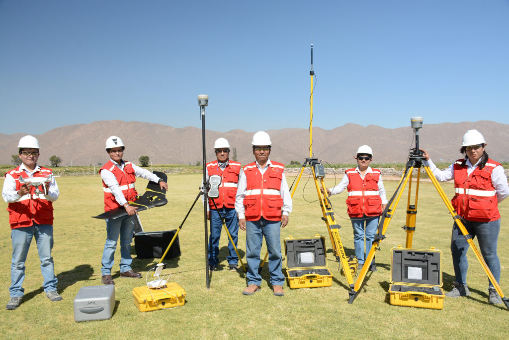 GRUPO GEOM – Topografía, Fotogrametría, Drones, Geología, Geotecnia, Mecánica de Suelos ...